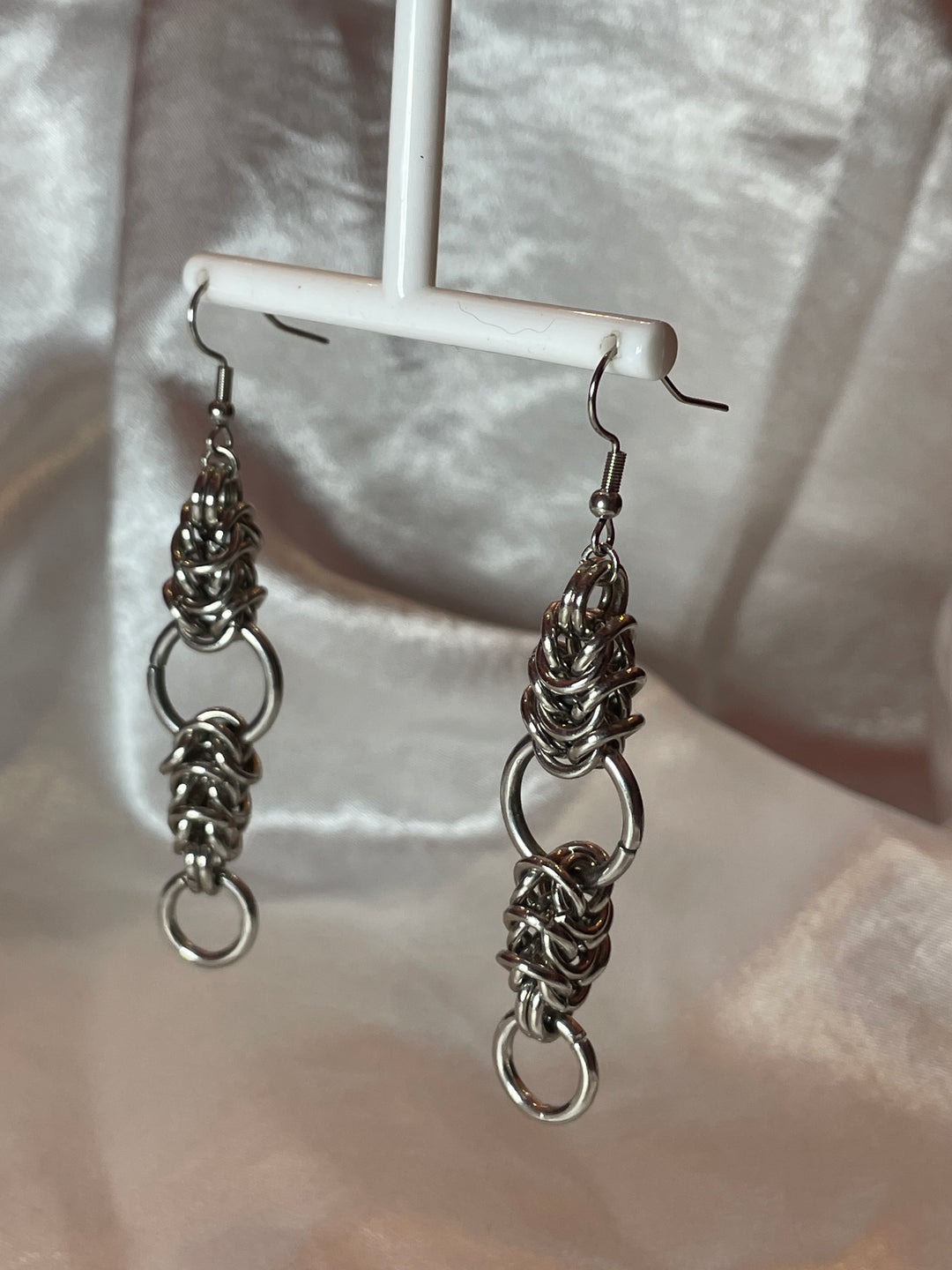 Chainmail earrings store